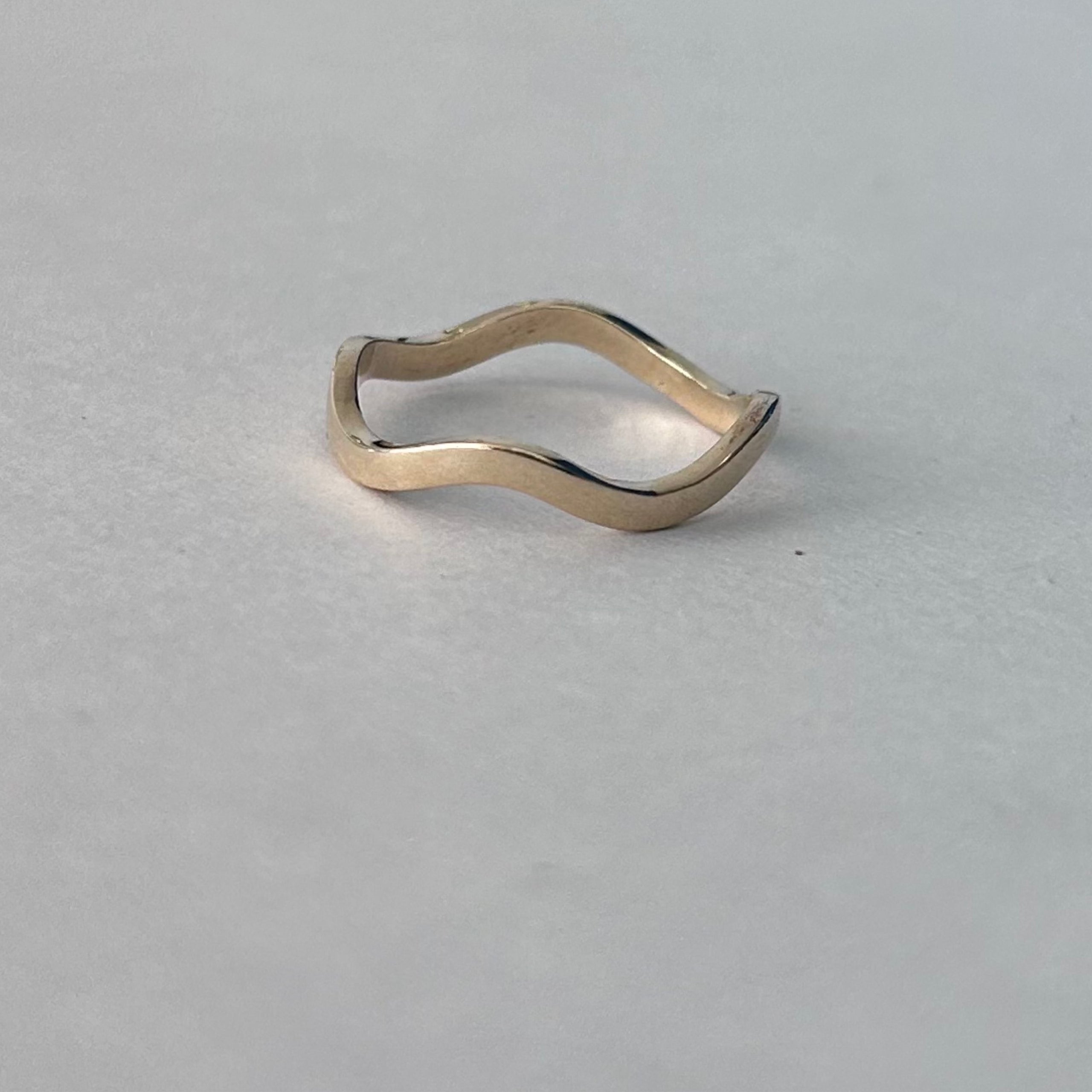 9ct Yellow Gold Flow Ring | Tiny Metal Things